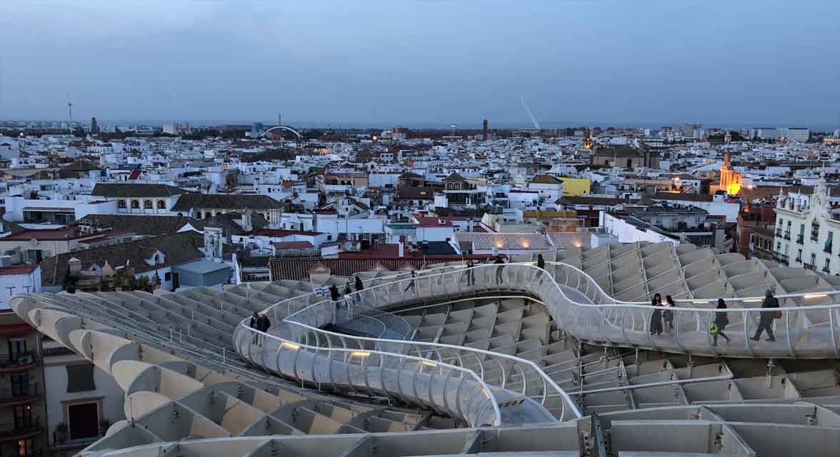 FP a distancia en Sevilla: todo sobre esta modalidad - Campus Training